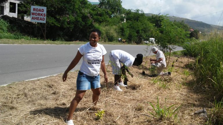 IN PICTURES: National Community Day of Service - Dominica News Online