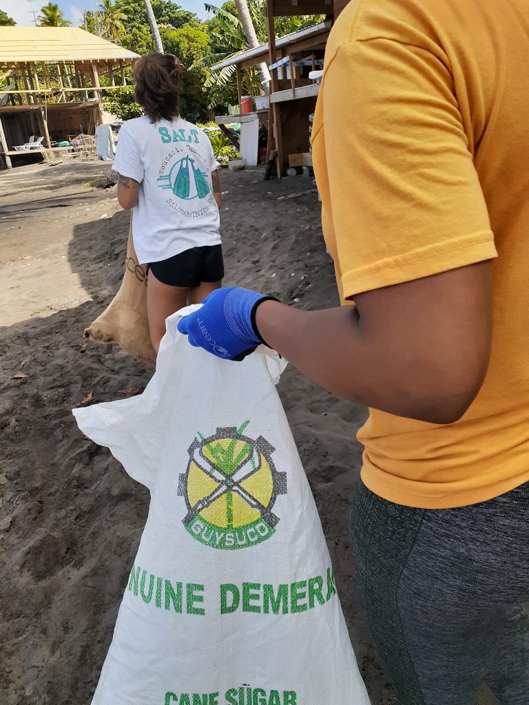 IN PICTURES: National Community Day of Service - Dominica News Online