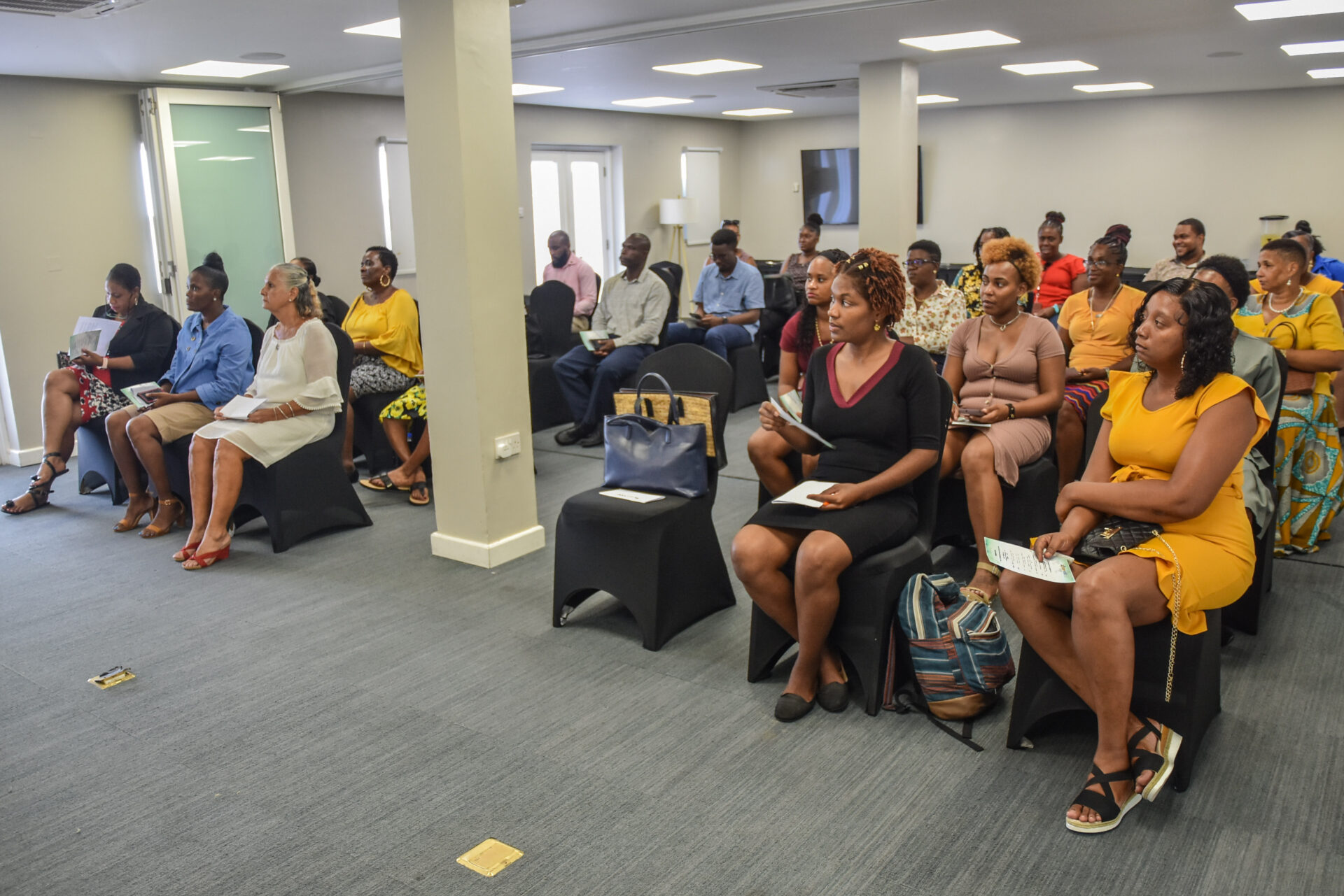 Small community business owners complete IsraAID training program in ...